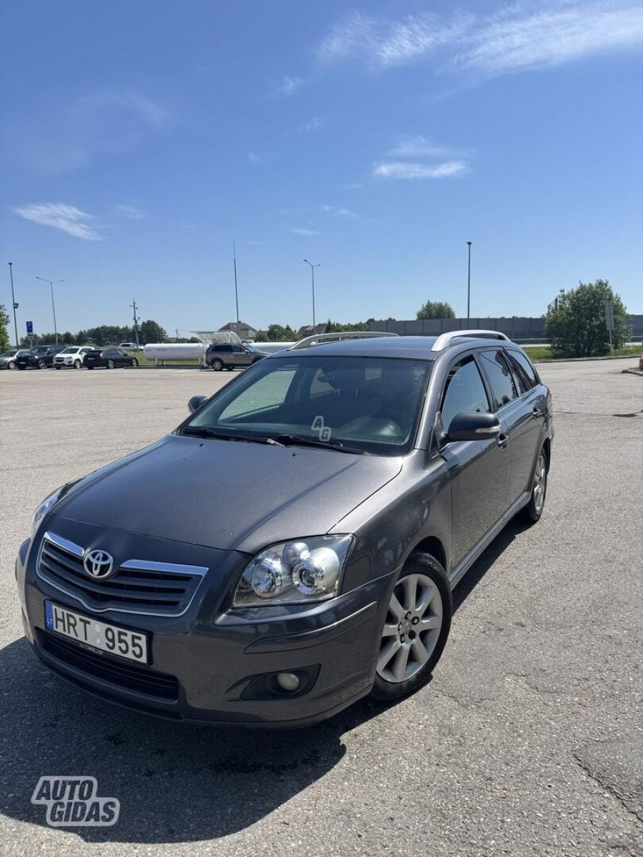 Grey Toyota Avensis 2008 in Klaipeda, with an engine capacity of 2.00 L and mileage of 355 thousand km for 1900 €, photo 1 on AUTOMOTO.COM.LV