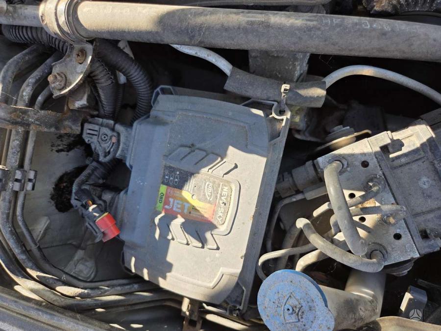Серый Тойота Авенсис 2008 в Арёгала, объемом двигателя 1.79 л и пробегом 180 тыс. км за 1500 €, фото 9 на AUTOMOTO.COM.LV