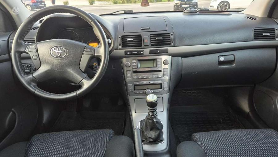 Pelēks Toyota Avensis 2008 Šauļi, ar dzinēja tilpumu 2.00 L un nobraukumu 292 tūkst. km par 2600 €, foto 15 vietnē AUTOMOTO.COM.LV