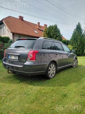 Pelēks Toyota Avensis 2008 Limbaži, ar dzinēja tilpumu 2.00 L un nobraukumu 293 tūkst. km par 2500 €, foto 4 vietnē AUTOMOTO.COM.LV