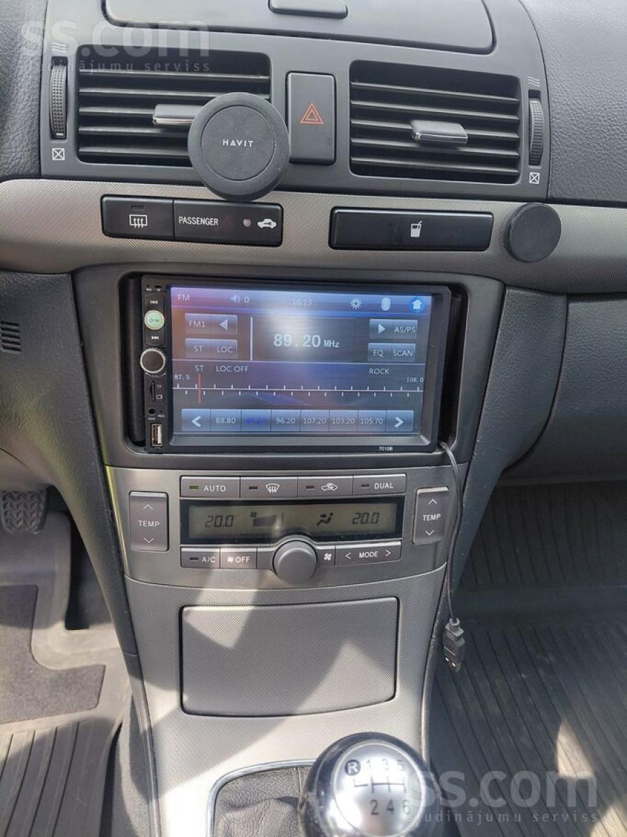 Pelēks Toyota Avensis 2008 Limbaži, ar dzinēja tilpumu 2.00 L un nobraukumu 293 tūkst. km par 2500 €, foto 9 vietnē AUTOMOTO.COM.LV