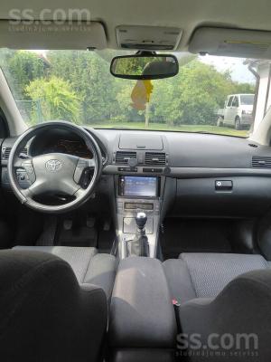 Pelēks Toyota Avensis 2008 Limbaži, ar dzinēja tilpumu 2.00 L un nobraukumu 293 tūkst. km par 2500 €, foto 12 vietnē AUTOMOTO.COM.LV