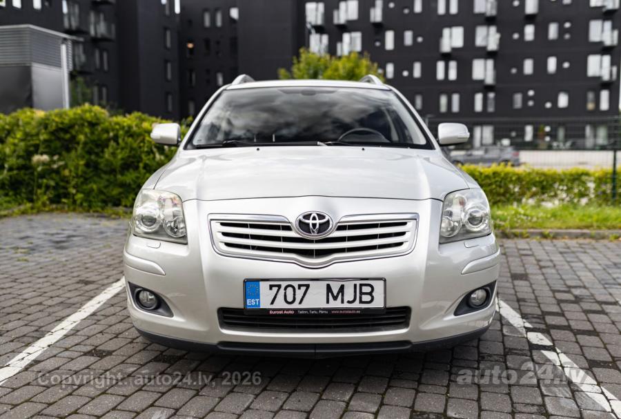 Серый Тойота Авенсис 2008 в Таллин, объемом двигателя 2.40 л и пробегом 218 тыс. км за 2599 €, фото 3 на AUTOMOTO.COM.LV