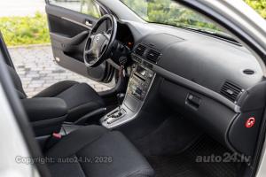 Серый Тойота Авенсис 2008 в Таллин, объемом двигателя 2.40 л и пробегом 218 тыс. км за 2599 €, фото 12 на AUTOMOTO.COM.LV