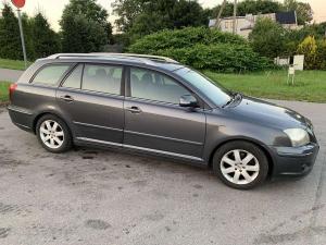 Grey Toyota Avensis 2008 in Vilnius, with an engine capacity of 2.00 L and mileage of 232 thousand km for 2904 €, photo  on AUTOMOTO.COM.LV