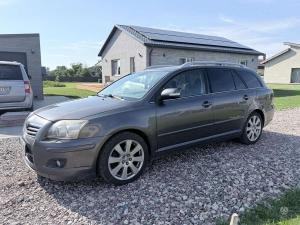 Серый Тойота Авенсис 2008 в Вилкавишкис, объемом двигателя 2.00 л и пробегом 329 тыс. км за 2200 €, фото  на AUTOMOTO.COM.LV