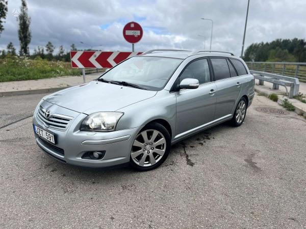 Pelēks Toyota Avensis 2008 Viļņa, ar dzinēja tilpumu 2.23 L un nobraukumu 310 tūkst. km par 2300 €, foto 1 vietnē AUTOMOTO.COM.LV