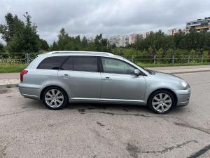 Grey Toyota Avensis 2008 in Vilnius, with an engine capacity of 2.23 L and mileage of 310 thousand km for 2300 €, photo 5 on AUTOMOTO.COM.LV