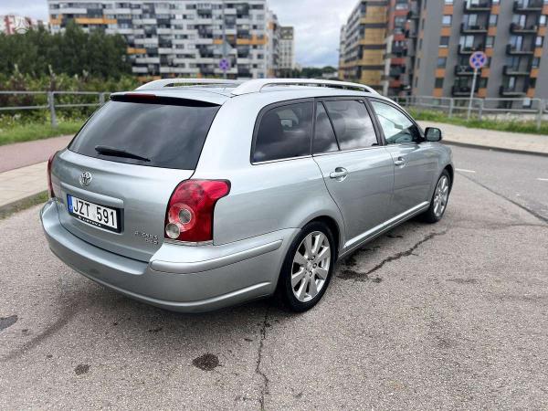 Pelēks Toyota Avensis 2008 Viļņa, ar dzinēja tilpumu 2.23 L un nobraukumu 310 tūkst. km par 2300 €, foto 5 vietnē AUTOMOTO.COM.LV