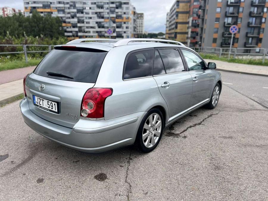Grey Toyota Avensis 2008 in Vilnius, with an engine capacity of 2.23 L and mileage of 310 thousand km for 2300 €, photo 6 on AUTOMOTO.COM.LV