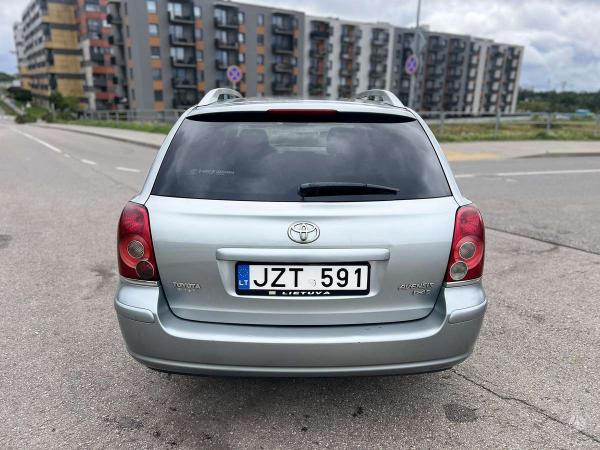 Pelēks Toyota Avensis 2008 Viļņa, ar dzinēja tilpumu 2.23 L un nobraukumu 310 tūkst. km par 2300 €, foto 6 vietnē AUTOMOTO.COM.LV
