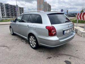 Grey Toyota Avensis 2008 in Vilnius, with an engine capacity of 2.23 L and mileage of 310 thousand km for 2300 €, photo 8 on AUTOMOTO.COM.LV