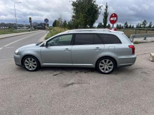 Grey Toyota Avensis 2008 in Vilnius, with an engine capacity of 2.23 L and mileage of 310 thousand km for 2300 €, photo 9 on AUTOMOTO.COM.LV