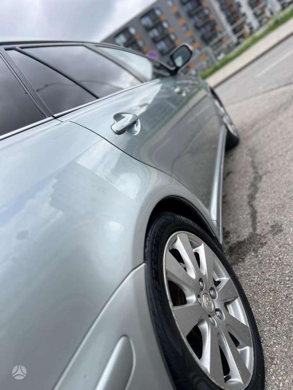 Pelēks Toyota Avensis 2008 Viļņa, ar dzinēja tilpumu 2.23 L un nobraukumu 310 tūkst. km par 2300 €, foto 10 vietnē AUTOMOTO.COM.LV