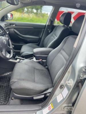 Grey Toyota Avensis 2008 in Vilnius, with an engine capacity of 2.23 L and mileage of 310 thousand km for 2300 €, photo 16 on AUTOMOTO.COM.LV