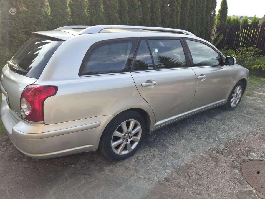 Grey Toyota Avensis 2008 in Vilnius, with an engine capacity of 2.00 L and mileage of 251 thousand km for 1700 €, photo 5 on AUTOMOTO.COM.LV