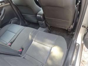 Grey Toyota Avensis 2008 in Vilnius, with an engine capacity of 2.00 L and mileage of 251 thousand km for 1700 €, photo 12 on AUTOMOTO.COM.LV