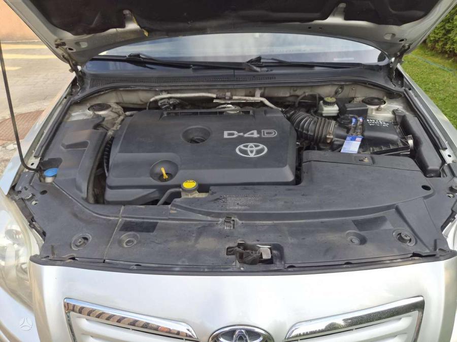 Grey Toyota Avensis 2008 in Vilnius, with an engine capacity of 2.00 L and mileage of 251 thousand km for 1700 €, photo 14 on AUTOMOTO.COM.LV
