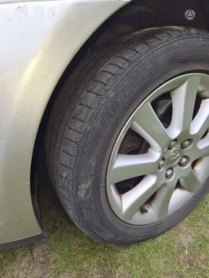 Grey Toyota Avensis 2008 in Vilnius, with an engine capacity of 2.00 L and mileage of 251 thousand km for 1700 €, photo 17 on AUTOMOTO.COM.LV