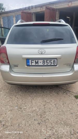 Серый Тойота Авенсис 2008 в Рига, объемом двигателя 2.00 л и пробегом 405 тыс. км за 2100 €, фото  на AUTOMOTO.COM.LV