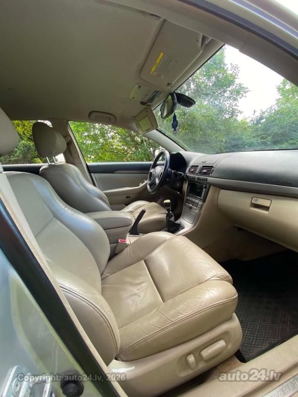 Pelēks Toyota Avensis 2008 Tallina, ar dzinēja tilpumu 2.00 L un nobraukumu 454 tūkst. km par 2300 €, foto 4 vietnē AUTOMOTO.COM.LV