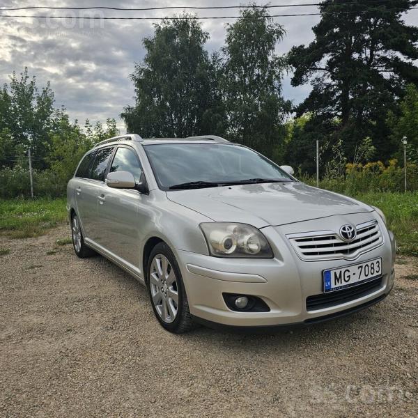 Серый Тойота Авенсис 2008 в Рига, объемом двигателя 2.00 л и пробегом 270 тыс. км за 2750 €, фото 1 на AUTOMOTO.COM.LV