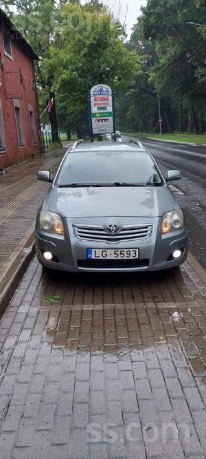 Серый Тойота Авенсис 2008 в Лиепая, объемом двигателя 1.80 л и пробегом 337 тыс. км за 2400 €, фото  на AUTOMOTO.COM.LV
