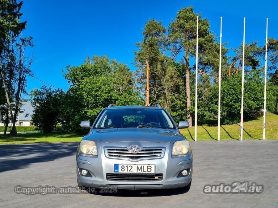Серый Тойота Авенсис 2008 в Таллин, объемом двигателя 1.80 л и пробегом 203 тыс. км за 3300 €, фото 5 на AUTOMOTO.COM.LV