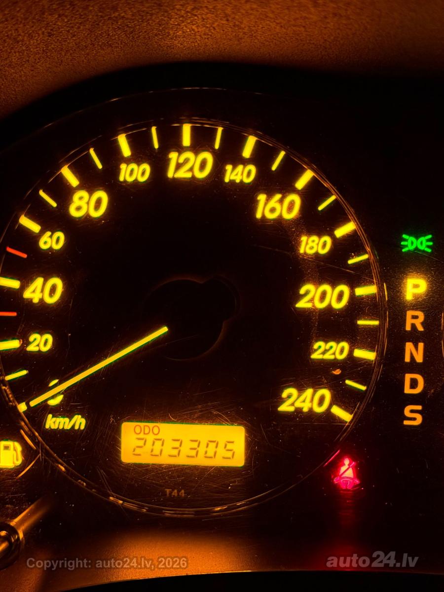 Серый Тойота Авенсис 2008 в Таллин, объемом двигателя 1.80 л и пробегом 203 тыс. км за 3300 €, фото 8 на AUTOMOTO.COM.LV