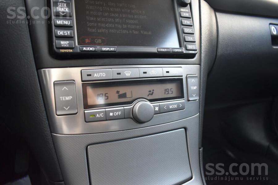 Pelēks Toyota Avensis 2008 Kuldīga, ar dzinēja tilpumu 2.00 L un nobraukumu 0 tūkst. km par 3150 €, foto 13 vietnē AUTOMOTO.COM.LV