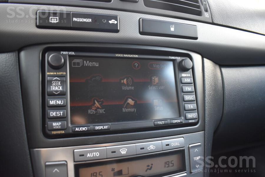 Pelēks Toyota Avensis 2008 Kuldīga, ar dzinēja tilpumu 2.00 L un nobraukumu 0 tūkst. km par 3150 €, foto 15 vietnē AUTOMOTO.COM.LV