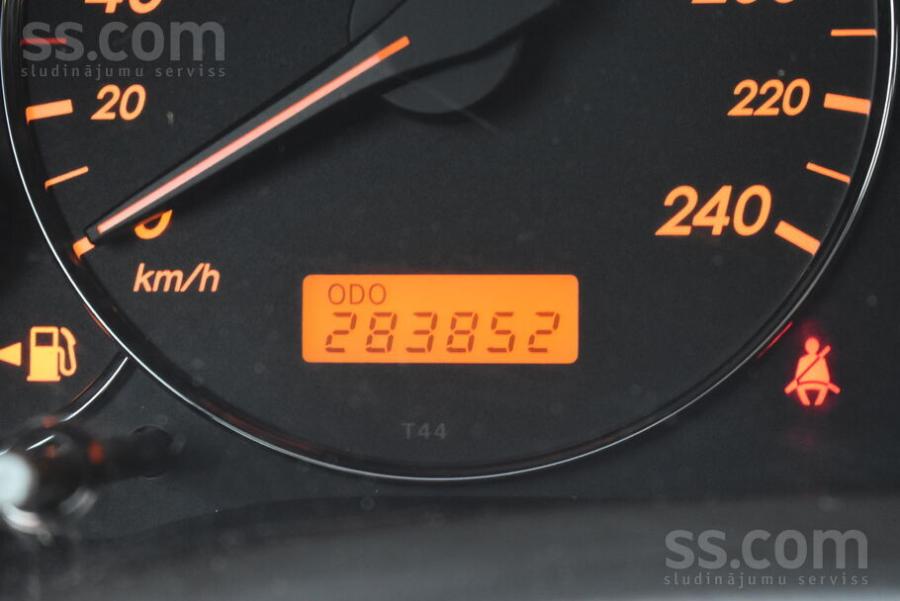 Pelēks Toyota Avensis 2008 Kuldīga, ar dzinēja tilpumu 2.00 L un nobraukumu 0 tūkst. km par 3150 €, foto 19 vietnē AUTOMOTO.COM.LV