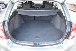 Pelēks Toyota Avensis 2008 Kuldīga, ar dzinēja tilpumu 2.00 L un nobraukumu 0 tūkst. km par 3150 €, foto 6 vietnē AUTOMOTO.COM.LV