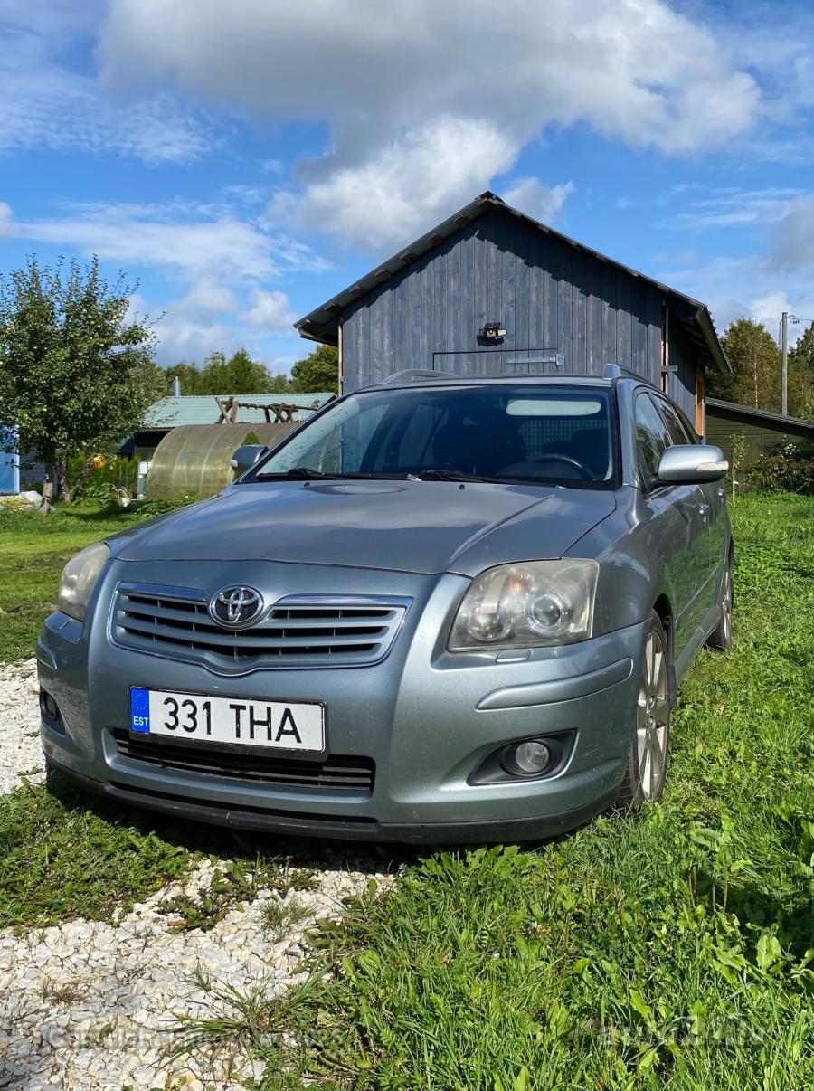 Pelēks Toyota Avensis 2008 Hāpsalu, ar dzinēja tilpumu 2.00 L un nobraukumu 379 tūkst. km par 1999 €, foto 3 vietnē AUTOMOTO.COM.LV