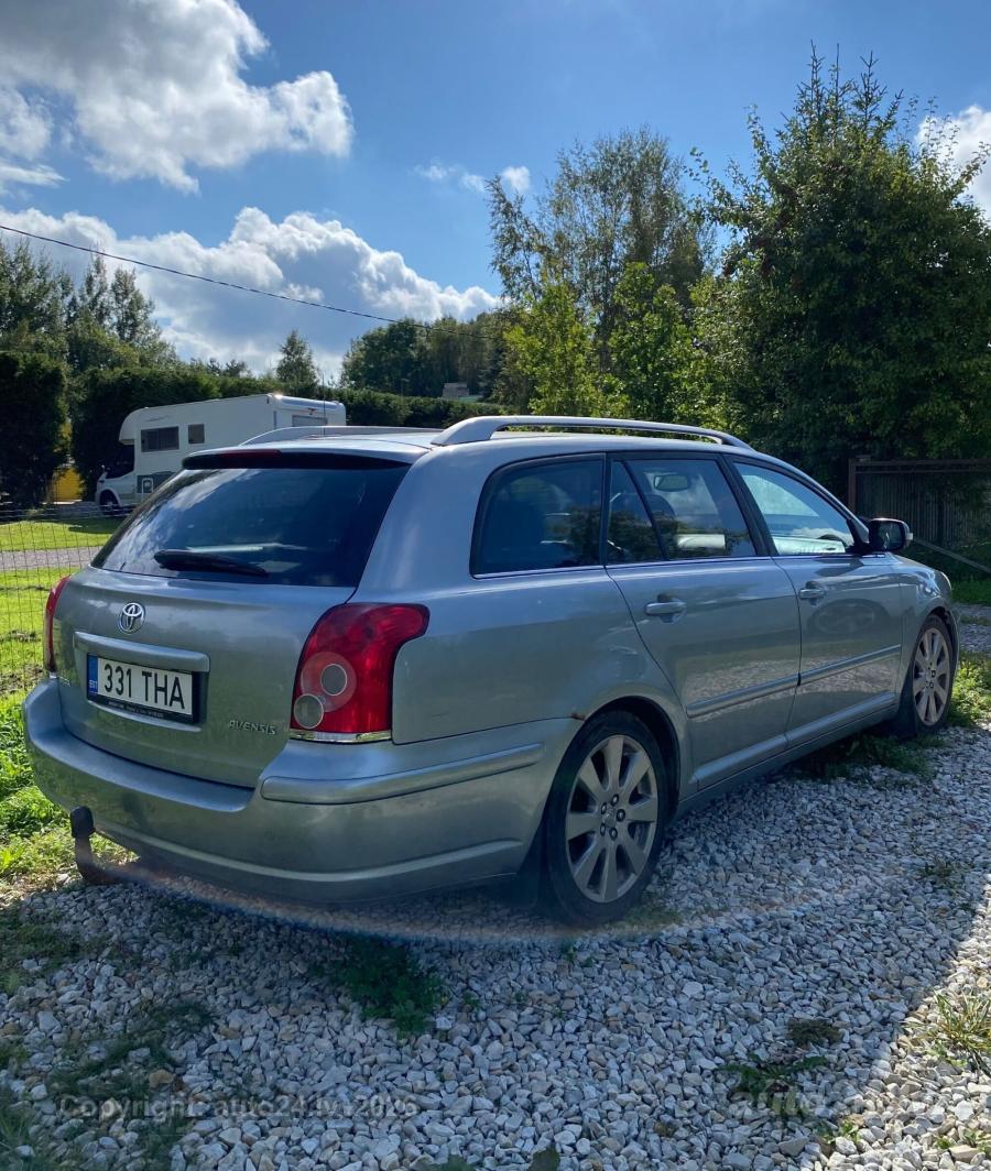 Pelēks Toyota Avensis 2008 Hāpsalu, ar dzinēja tilpumu 2.00 L un nobraukumu 379 tūkst. km par 1999 €, foto 5 vietnē AUTOMOTO.COM.LV