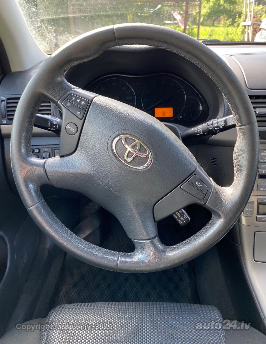 Pelēks Toyota Avensis 2008 Hāpsalu, ar dzinēja tilpumu 2.00 L un nobraukumu 379 tūkst. km par 1999 €, foto 10 vietnē AUTOMOTO.COM.LV