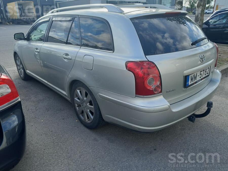 Серый Тойота Авенсис 2008 в Елгава, объемом двигателя 2.00 л и пробегом 300 тыс. км за 1350 €, фото 3 на AUTOMOTO.COM.LV