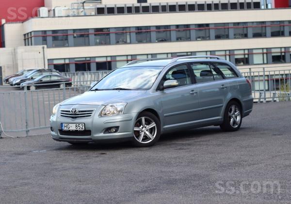 Pelēks Toyota Avensis 2008 Rīga, ar dzinēja tilpumu 2.00 L un nobraukumu 281 tūkst. km par 1480 €, foto 4 vietnē AUTOMOTO.COM.LV