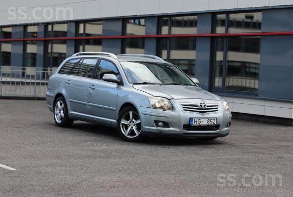 Серый Тойота Авенсис 2008 в Рига, объемом двигателя 2.00 л и пробегом 281 тыс. км за 1480 €, фото 1 на AUTOMOTO.COM.LV