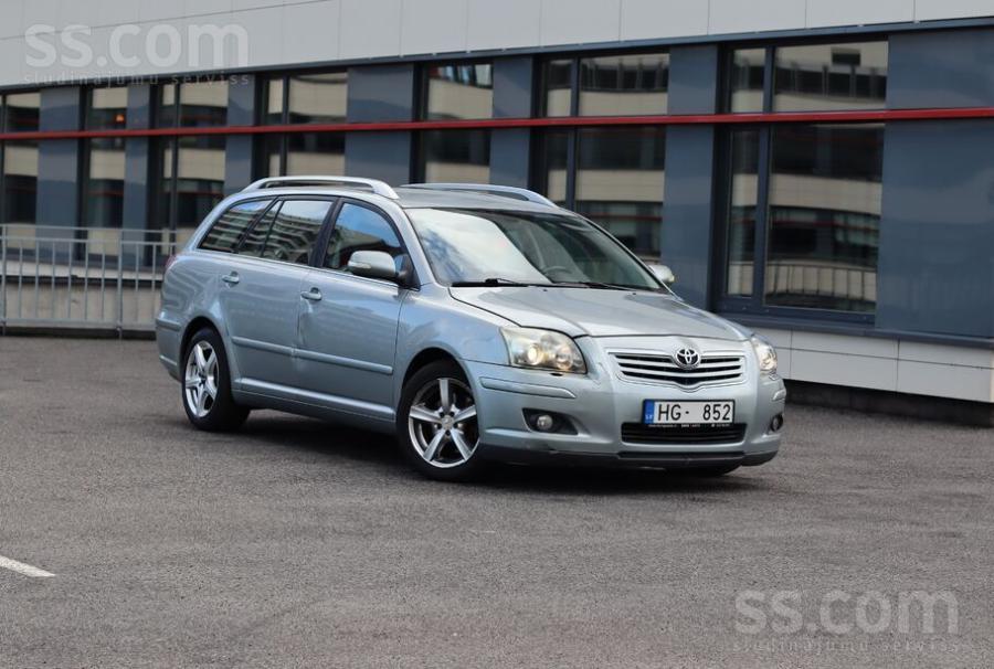 Grey Toyota Avensis 2008 in Riga, with an engine capacity of 2.00 L and mileage of 281 thousand km for 1480 €, photo 1 on AUTOMOTO.COM.LV