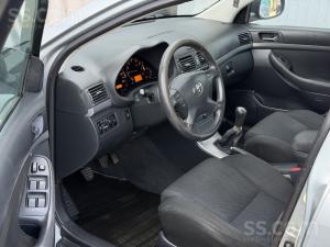 Grey Toyota Avensis 2008 in Riga, with an engine capacity of 2.00 L and mileage of 281 thousand km for 1480 €, photo 8 on AUTOMOTO.COM.LV