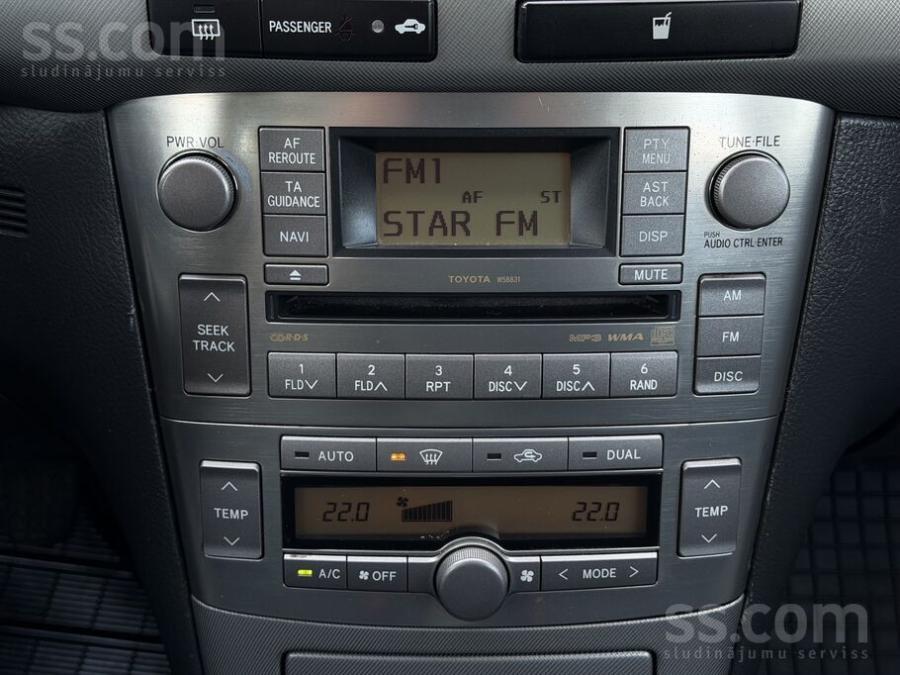 Grey Toyota Avensis 2008 in Riga, with an engine capacity of 2.00 L and mileage of 281 thousand km for 1480 €, photo 14 on AUTOMOTO.COM.LV