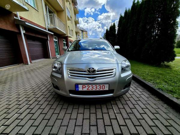 Grey Toyota Avensis 2008 in Vilnius, with an engine capacity of 2.00 L and mileage of 209 thousand km for 3750 €, photo 4 on AUTOMOTO.COM.LV