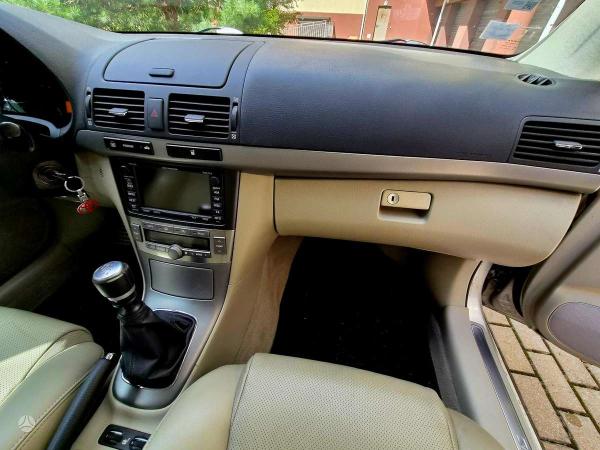 Grey Toyota Avensis 2008 in Vilnius, with an engine capacity of 2.00 L and mileage of 209 thousand km for 3750 €, photo 11 on AUTOMOTO.COM.LV