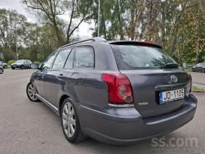Серый Тойота Авенсис 2008 в Рига, объемом двигателя 2.20 л и пробегом 280 тыс. км за 1580 €, фото 4 на AUTOMOTO.COM.LV