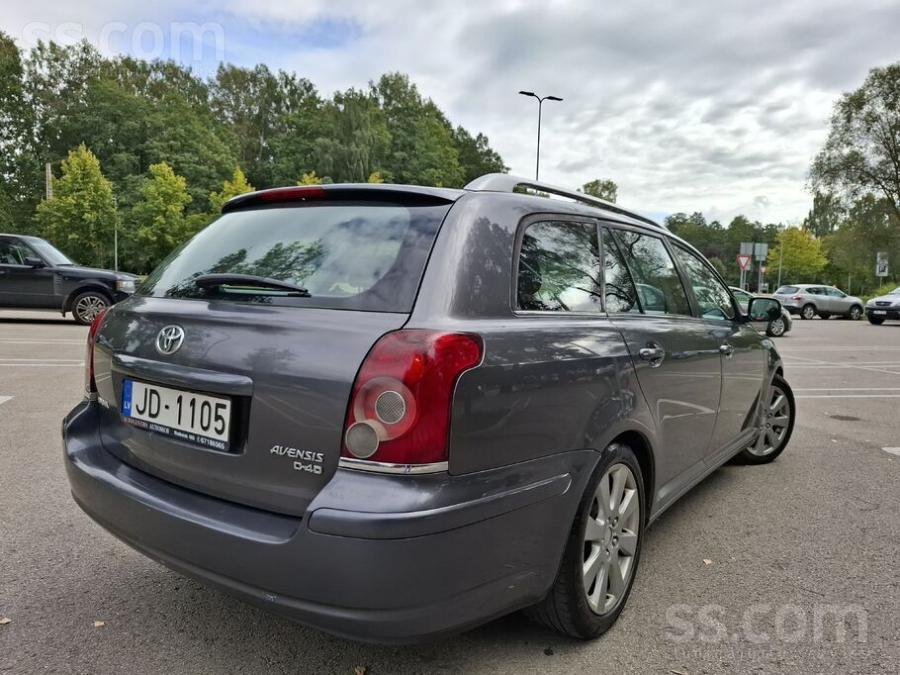 Серый Тойота Авенсис 2008 в Рига, объемом двигателя 2.20 л и пробегом 280 тыс. км за 1580 €, фото 5 на AUTOMOTO.COM.LV