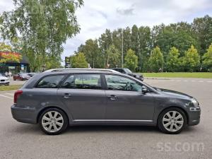 Серый Тойота Авенсис 2008 в Рига, объемом двигателя 2.20 л и пробегом 280 тыс. км за 1580 €, фото 8 на AUTOMOTO.COM.LV