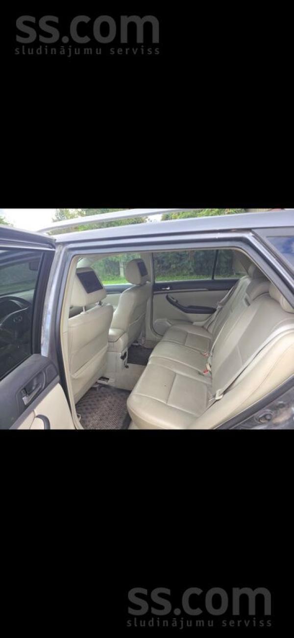 Pelēks Toyota Avensis 2008 Balvi, ar dzinēja tilpumu 2.20 L un nobraukumu 366 tūkst. km par 2600 €, foto 9 vietnē AUTOMOTO.COM.LV
