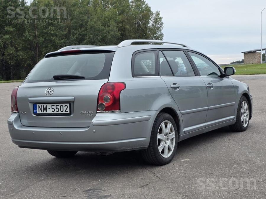 Pelēks Toyota Avensis 2008 Rīga, ar dzinēja tilpumu 2.00 L un nobraukumu 326 tūkst. km par 1600 €, foto 4 vietnē AUTOMOTO.COM.LV