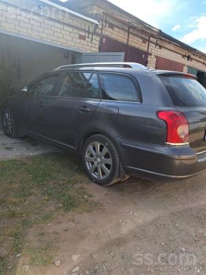 Pelēks Toyota Avensis 2008 Daugavpils, ar dzinēja tilpumu 2.00 L un nobraukumu 280 tūkst. km par 2500 €, foto 17 vietnē AUTOMOTO.COM.LV